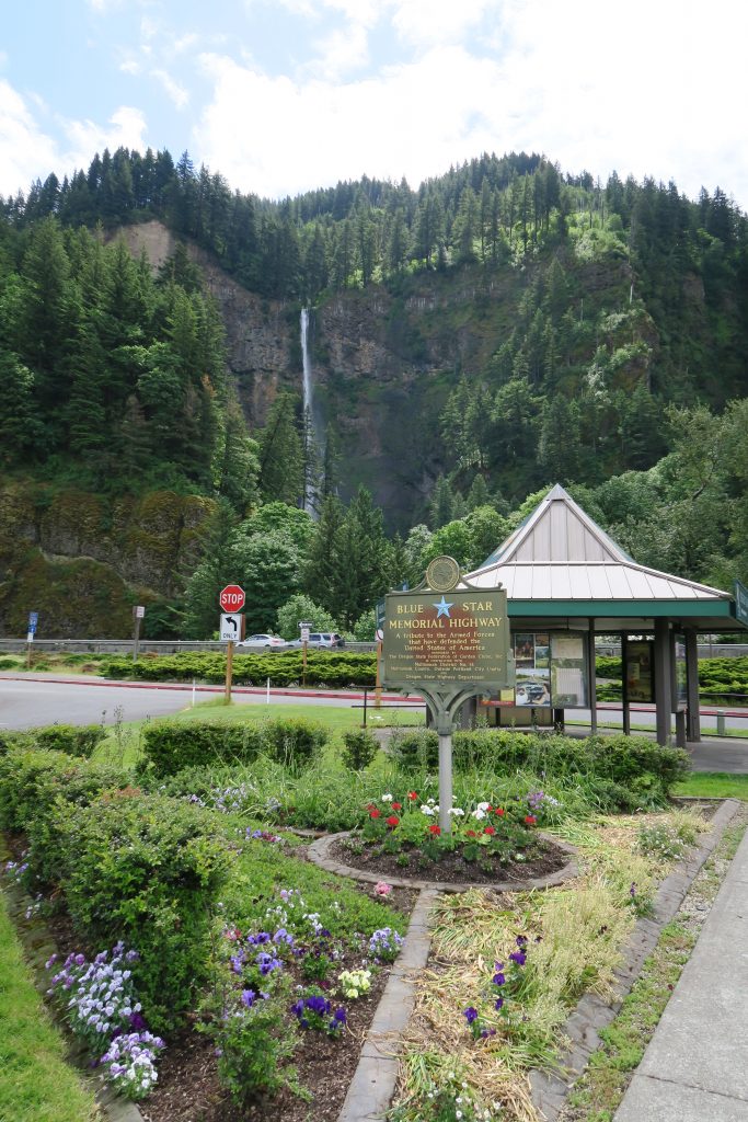 Multnomah Falls – Playground of the Pacific Northwest