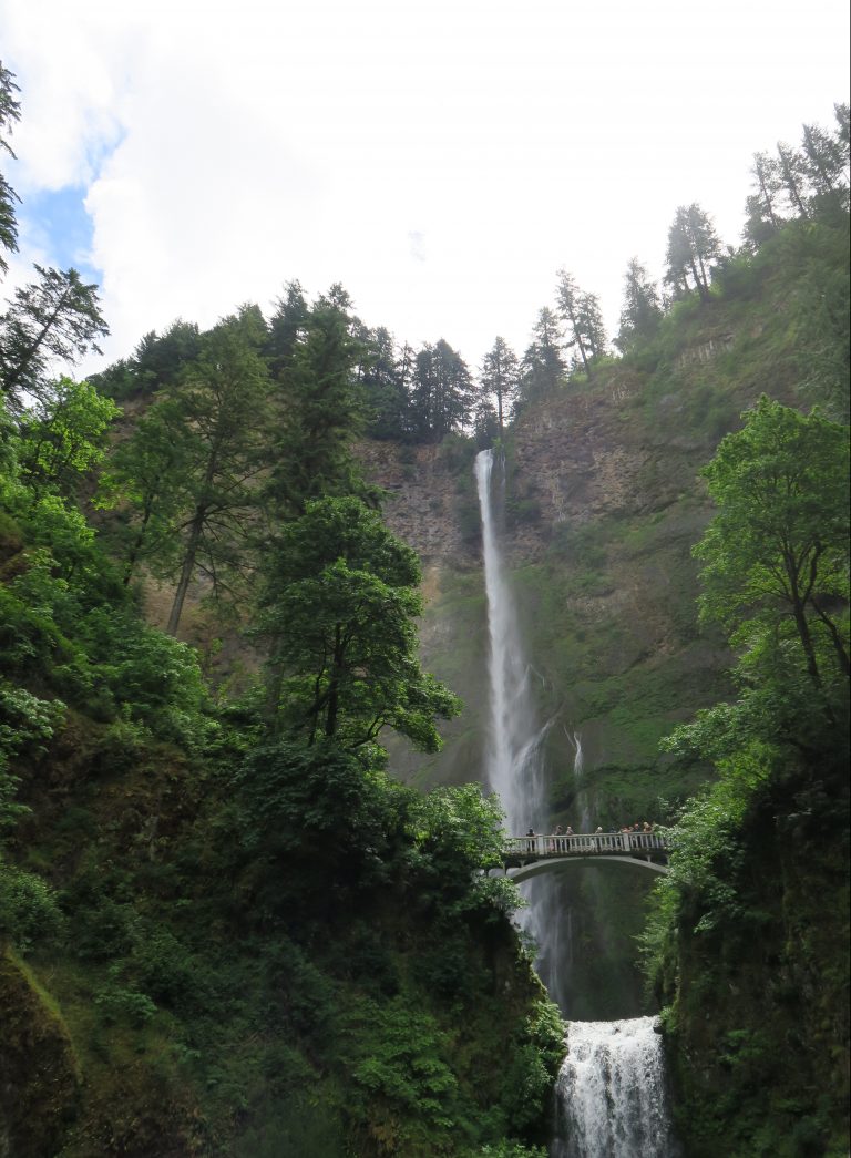 Multnomah Falls – Playground of the Pacific Northwest